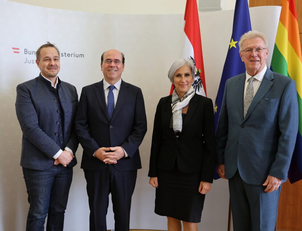Arbeitsgespräch mit Bundesministerin Anna Sporrer Roland POPP
